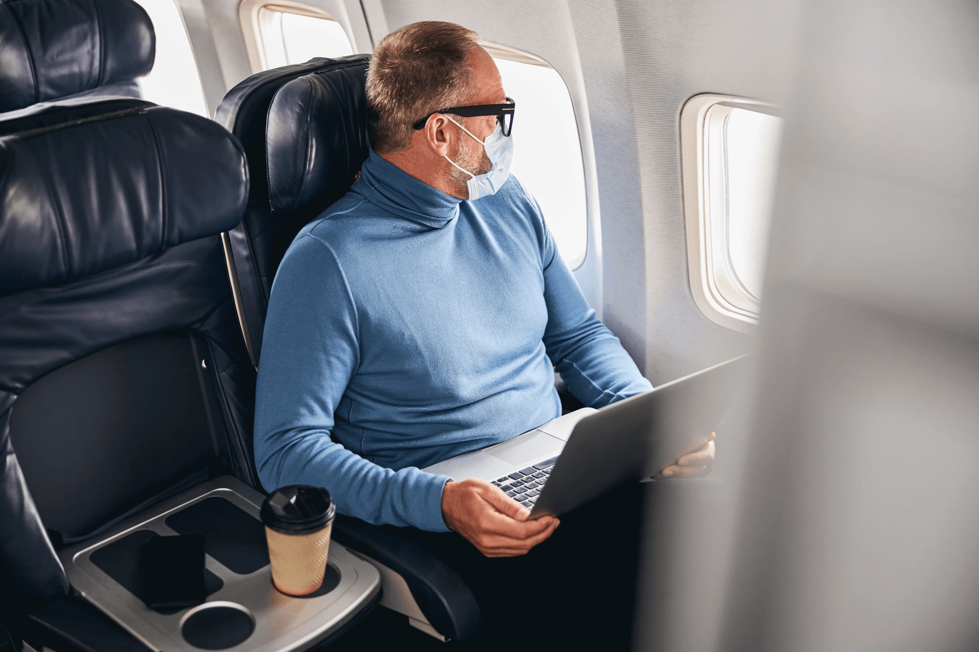 Aerotitis, ¿cómo evitarla? - Blog de audífono.es